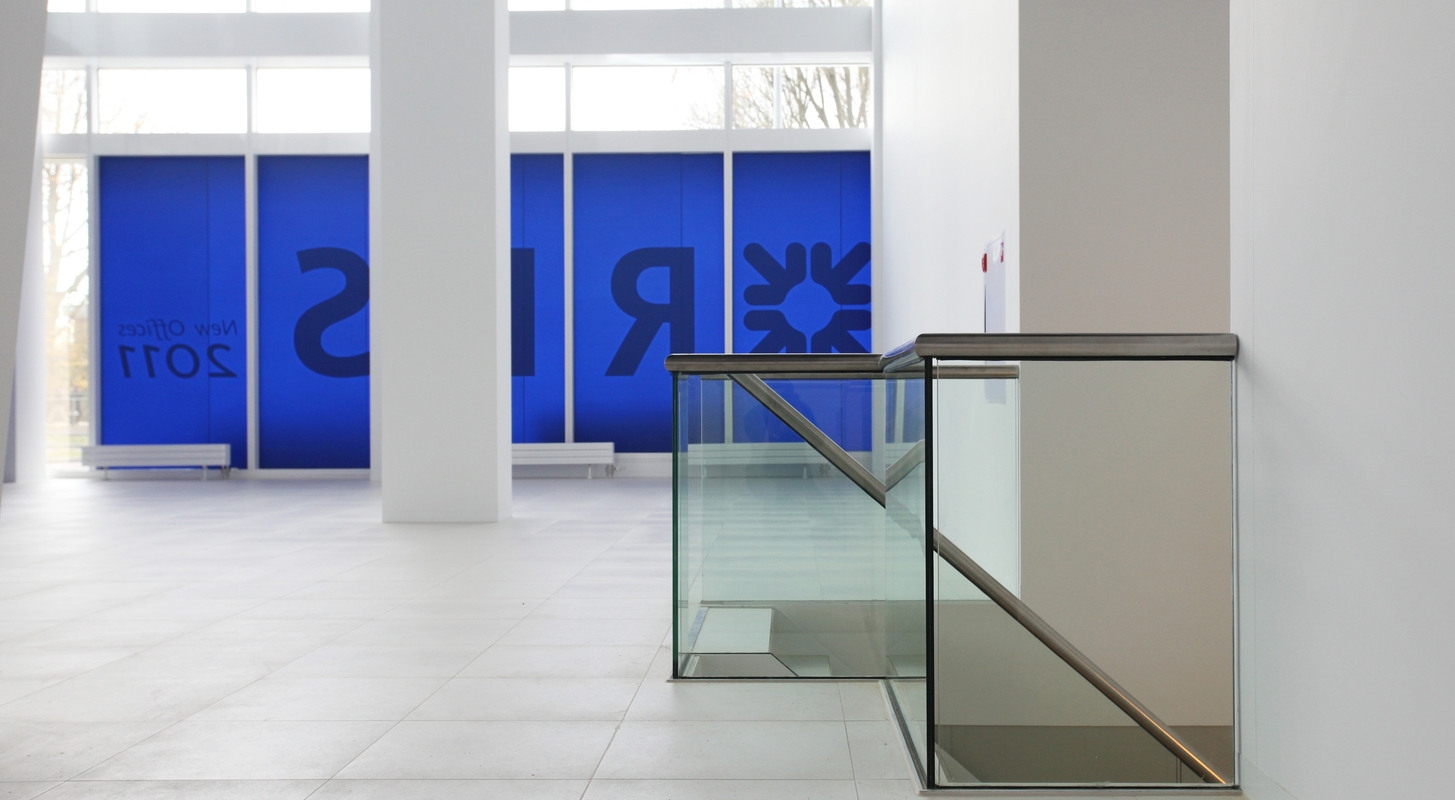 UN-Studio Mahler 4 RBS Amsterdam [NL] - EeStairs